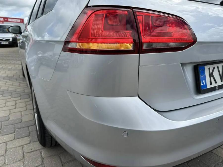 Grey Volkswagen Golf 2014 in Talsi, with an engine capacity of 1.60 L and mileage of 273 thousand km for 4400 €, photo 26 on AUTOMOTO.COM.LV