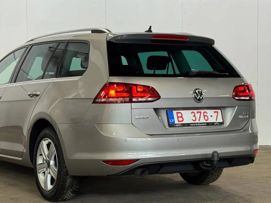 Pelēks Volkswagen Golf 2014 Jūrmala, ar dzinēja tilpumu 1.60 L un nobraukumu 226 tūkst. km par 7450 €, foto 13 vietnē AUTOMOTO.COM.LV