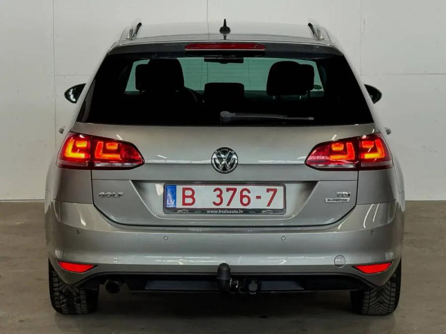 Pelēks Volkswagen Golf 2014 Jūrmala, ar dzinēja tilpumu 1.60 L un nobraukumu 226 tūkst. km par 7450 €, foto 15 vietnē AUTOMOTO.COM.LV