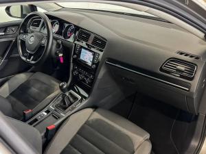 Pelēks Volkswagen Golf 2014 Jūrmala, ar dzinēja tilpumu 1.60 L un nobraukumu 226 tūkst. km par 7450 €, foto 18 vietnē AUTOMOTO.COM.LV