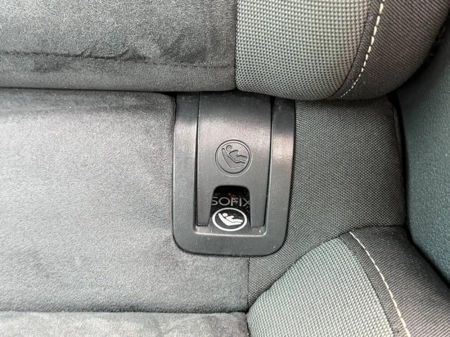Pelēks Volkswagen Golf 2014 Jūrmala, ar dzinēja tilpumu 1.60 L un nobraukumu 226 tūkst. km par 7450 €, foto 22 vietnē AUTOMOTO.COM.LV