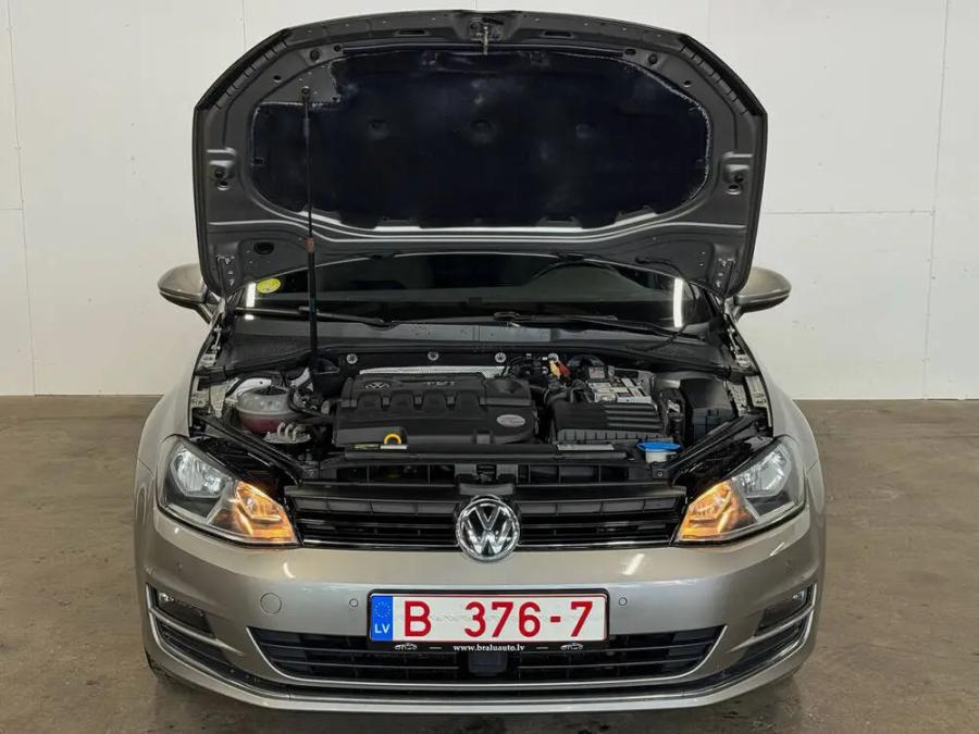 Pelēks Volkswagen Golf 2014 Jūrmala, ar dzinēja tilpumu 1.60 L un nobraukumu 226 tūkst. km par 7450 €, foto 43 vietnē AUTOMOTO.COM.LV