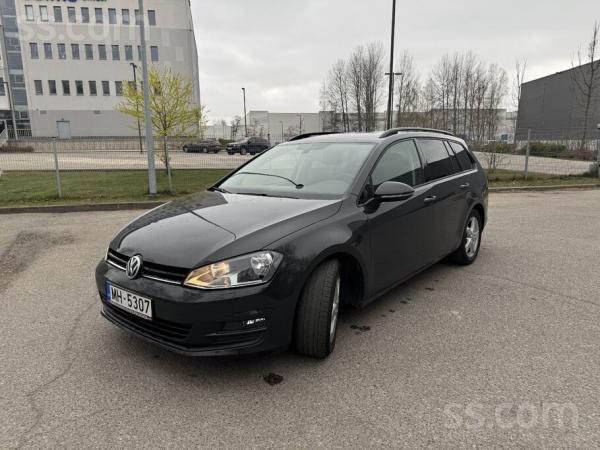 Grey Volkswagen Golf 2014 in Riga, with an engine capacity of 1.60 L and mileage of 294 thousand km for 4550 €, photo 1 on AUTOMOTO.COM.LV