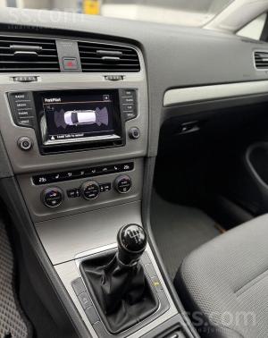 Pelēks Volkswagen Golf 2014 Rīga, ar dzinēja tilpumu 1.60 L un nobraukumu 294 tūkst. km par 4550 €, foto 18 vietnē AUTOMOTO.COM.LV