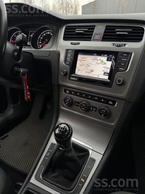 Pelēks Volkswagen Golf 2014 Rīga, ar dzinēja tilpumu 1.60 L un nobraukumu 294 tūkst. km par 4550 €, foto 25 vietnē AUTOMOTO.COM.LV