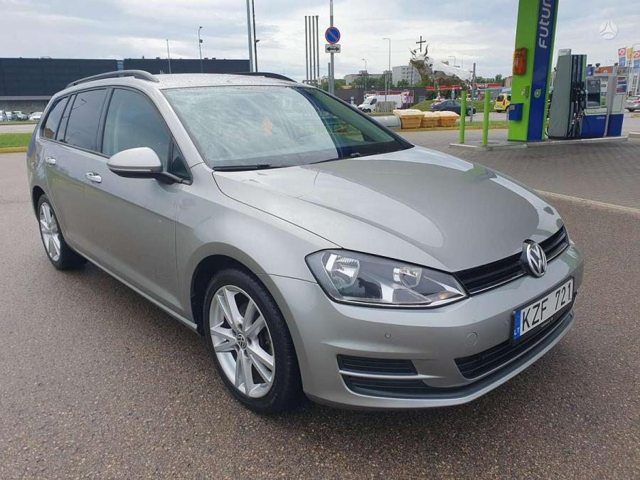 Grey Volkswagen Golf 2014 in Kaunas, with an engine capacity of 1.60 L and mileage of 335 thousand km for 5600 €, photo 4 on AUTOMOTO.COM.LV