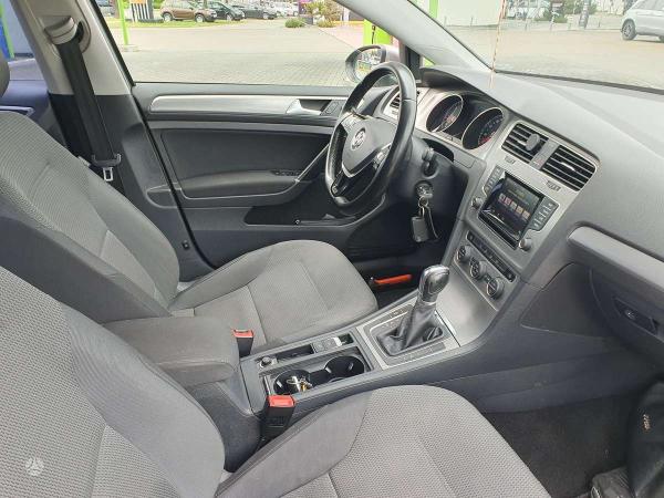 Pelēks Volkswagen Golf 2014 Kauņa, ar dzinēja tilpumu 1.60 L un nobraukumu 335 tūkst. km par 5600 €, foto 9 vietnē AUTOMOTO.COM.LV