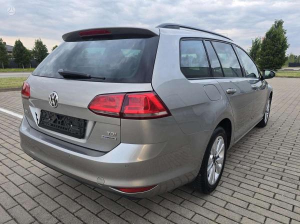 Grey Volkswagen Golf 2014 in Panevezys, with an engine capacity of 1.60 L and mileage of 193 thousand km for 4999 €, photo 5 on AUTOMOTO.COM.LV