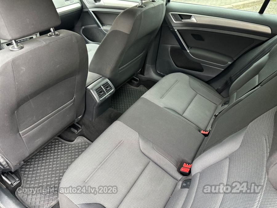 Pelēks Volkswagen Golf 2014 Tallina, ar dzinēja tilpumu 2.00 L un nobraukumu 391 tūkst. km par 5999 €, foto 11 vietnē AUTOMOTO.COM.LV