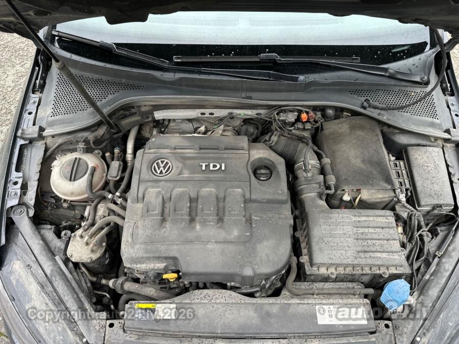 Pelēks Volkswagen Golf 2014 Tallina, ar dzinēja tilpumu 2.00 L un nobraukumu 391 tūkst. km par 5999 €, foto 14 vietnē AUTOMOTO.COM.LV