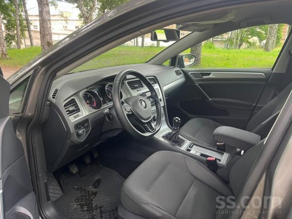 Grey Volkswagen Golf 2014 in Riga, with an engine capacity of 2.00 L and mileage of 0 thousand km for 5899 €, photo 9 on AUTOMOTO.COM.LV