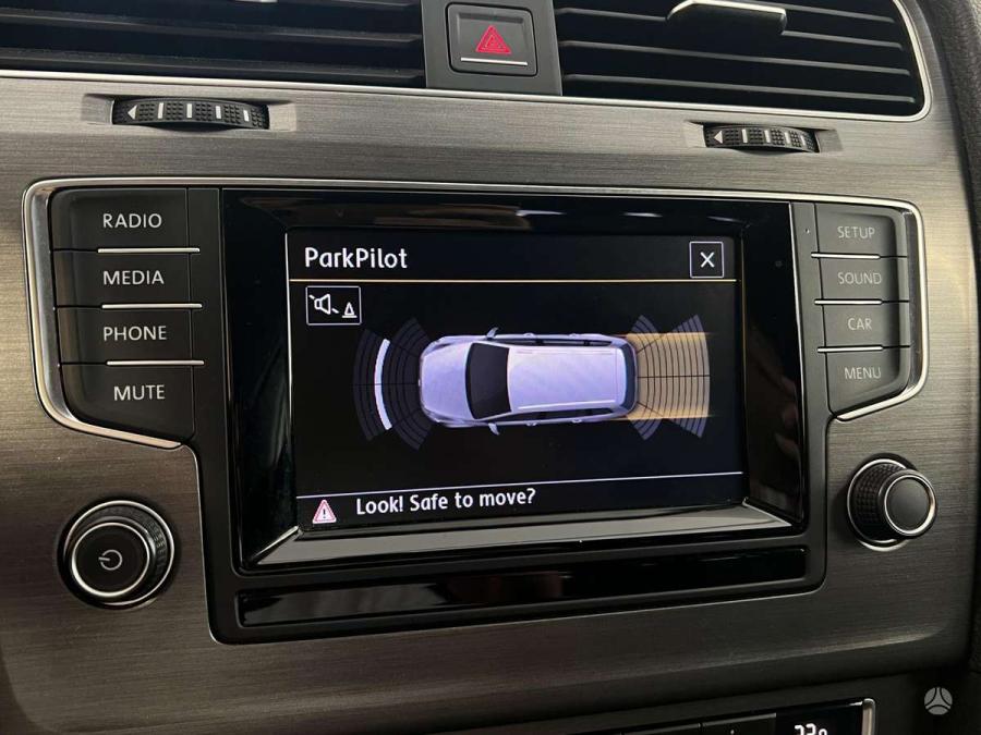 Pelēks Volkswagen Golf 2014 Kauņa, ar dzinēja tilpumu 1.60 L un nobraukumu 242 tūkst. km par 7399 €, foto 19 vietnē AUTOMOTO.COM.LV