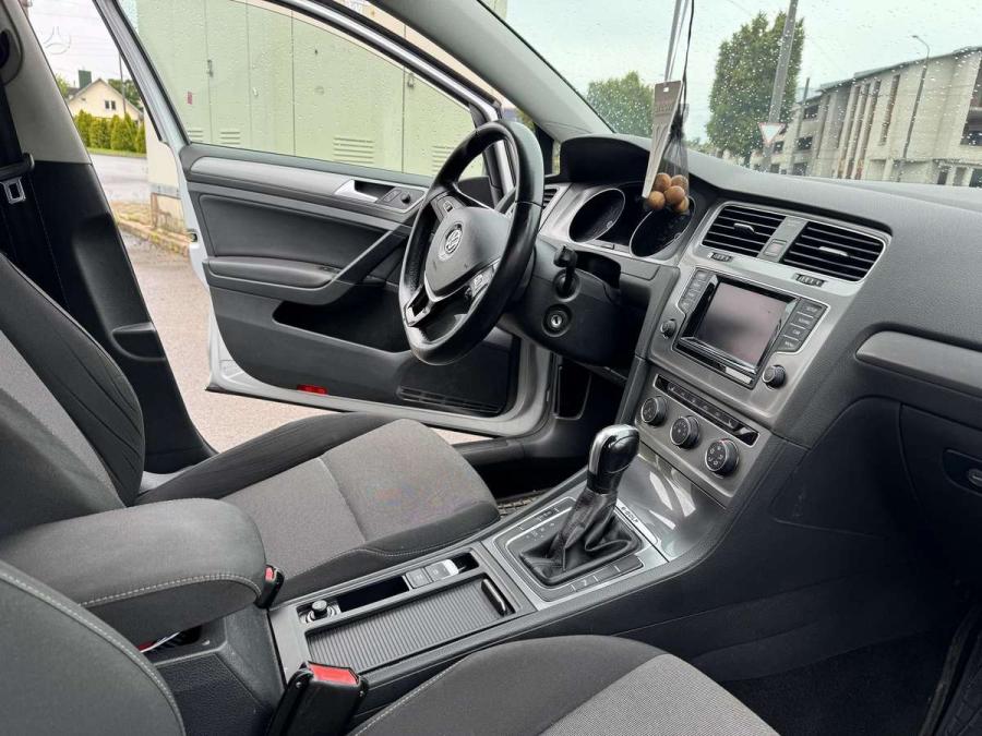 Pelēks Volkswagen Golf 2014 Kauņa, ar dzinēja tilpumu 1.60 L un nobraukumu 283 tūkst. km par 5400 €, foto 12 vietnē AUTOMOTO.COM.LV