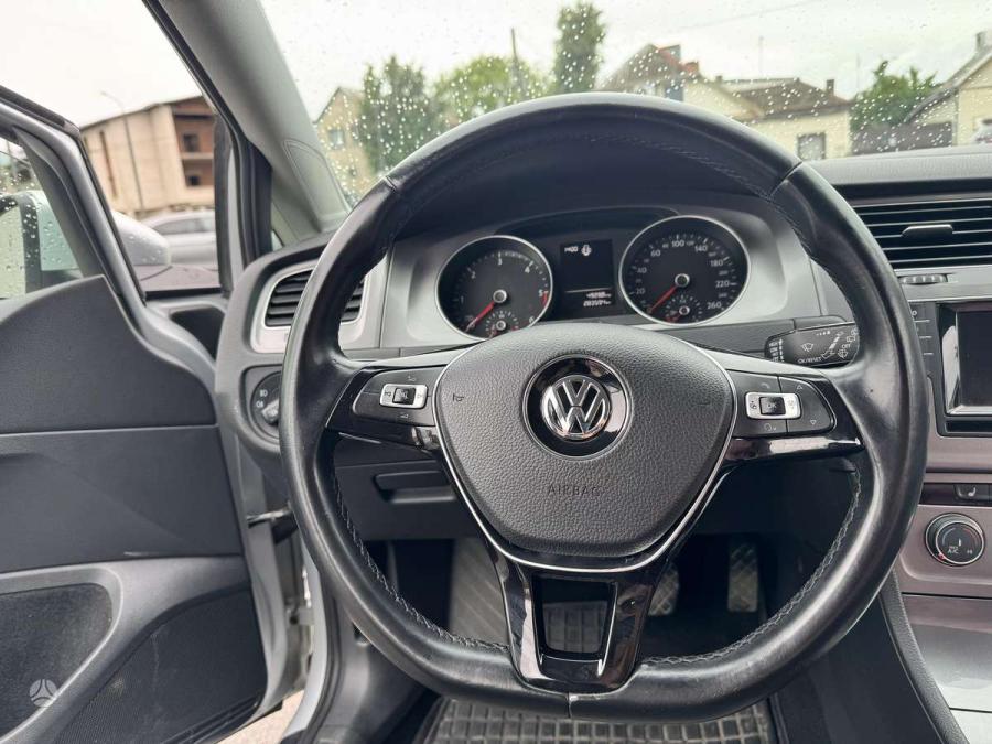 Pelēks Volkswagen Golf 2014 Kauņa, ar dzinēja tilpumu 1.60 L un nobraukumu 283 tūkst. km par 5400 €, foto 13 vietnē AUTOMOTO.COM.LV
