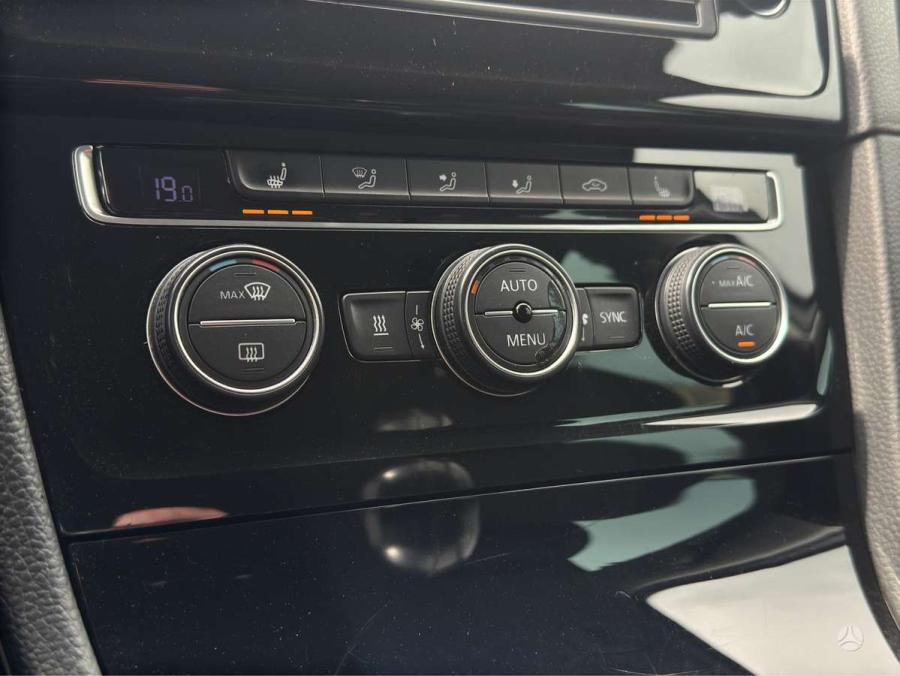 Pelēks Volkswagen Golf 2014 Klaipėda, ar dzinēja tilpumu 2.00 L un nobraukumu 322 tūkst. km par 6799 €, foto 16 vietnē AUTOMOTO.COM.LV