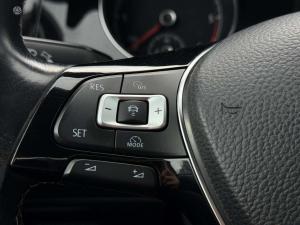 Pelēks Volkswagen Golf 2014 Klaipėda, ar dzinēja tilpumu 2.00 L un nobraukumu 322 tūkst. km par 6799 €, foto 18 vietnē AUTOMOTO.COM.LV