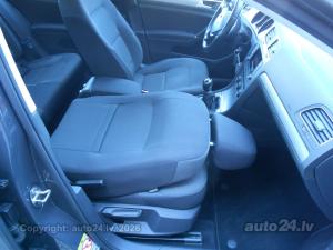 Pelēks Volkswagen Golf 2014 Viljandi, ar dzinēja tilpumu 1.20 L un nobraukumu 199 tūkst. km par 6490 €, foto 9 vietnē AUTOMOTO.COM.LV