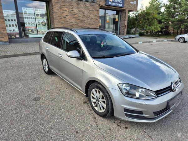 Grey Volkswagen Golf 2014 in Kaunas, with an engine capacity of 1.40 L and mileage of 361 thousand km for 4000 €, photo 8 on AUTOMOTO.COM.LV
