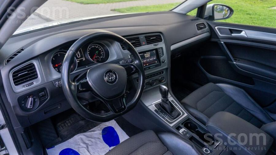 Grey Volkswagen Golf 2014 in Riga, with an engine capacity of 1.60 L and mileage of 362 thousand km for 4290 €, photo 11 on AUTOMOTO.COM.LV