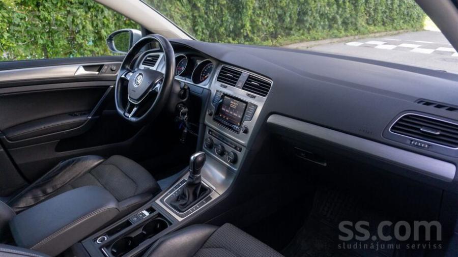 Pelēks Volkswagen Golf 2014 Rīga, ar dzinēja tilpumu 1.60 L un nobraukumu 362 tūkst. km par 3590 €, foto 11 vietnē AUTOMOTO.COM.LV
