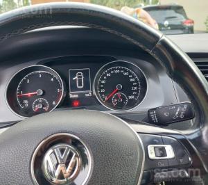 Grey Volkswagen Golf 2014 in Riga, with an engine capacity of 1.60 L and mileage of 293 thousand km for 5900 €, photo 4 on AUTOMOTO.COM.LV