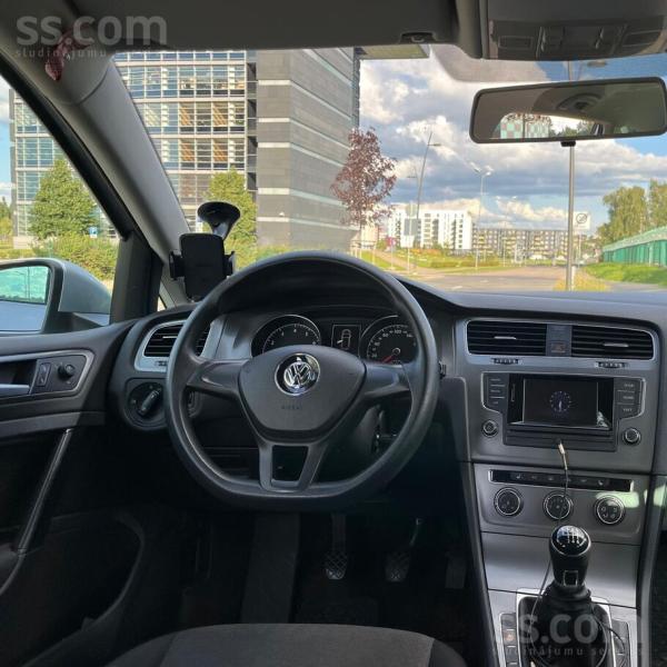 Grey Volkswagen Golf 2014 in Riga, with an engine capacity of 1.40 L and mileage of 275 thousand km for 3770 €, photo 4 on AUTOMOTO.COM.LV