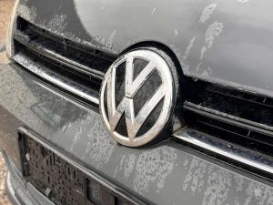Grey Volkswagen Golf 2014 in Jonava, with an engine capacity of 1.97 L and mileage of 150 thousand km for 6750 €, photo 4 on AUTOMOTO.COM.LV