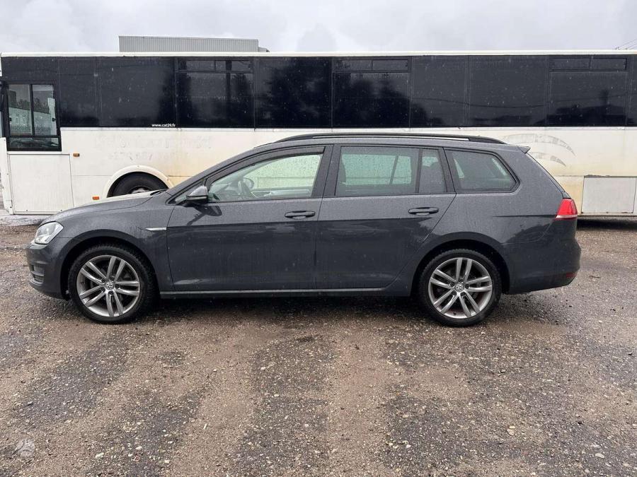 Grey Volkswagen Golf 2014 in Jonava, with an engine capacity of 1.97 L and mileage of 150 thousand km for 6750 €, photo 5 on AUTOMOTO.COM.LV