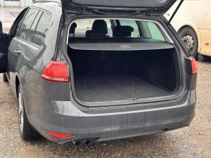 Grey Volkswagen Golf 2014 in Jonava, with an engine capacity of 1.97 L and mileage of 150 thousand km for 6750 €, photo 7 on AUTOMOTO.COM.LV