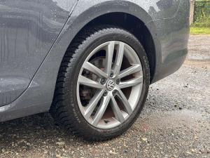 Grey Volkswagen Golf 2014 in Jonava, with an engine capacity of 1.97 L and mileage of 150 thousand km for 6750 €, photo 13 on AUTOMOTO.COM.LV