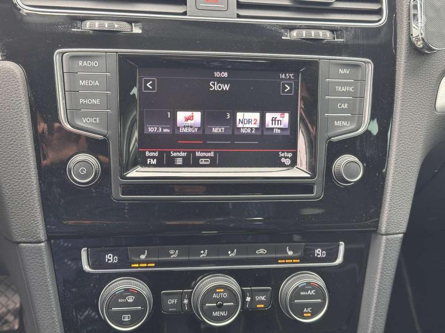 Grey Volkswagen Golf 2014 in Jonava, with an engine capacity of 1.97 L and mileage of 150 thousand km for 6750 €, photo 20 on AUTOMOTO.COM.LV