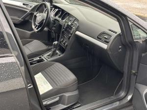 Grey Volkswagen Golf 2014 in Jonava, with an engine capacity of 1.97 L and mileage of 150 thousand km for 6750 €, photo 26 on AUTOMOTO.COM.LV