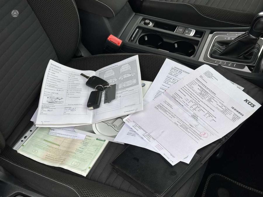 Grey Volkswagen Golf 2014 in Jonava, with an engine capacity of 1.97 L and mileage of 150 thousand km for 6750 €, photo 27 on AUTOMOTO.COM.LV
