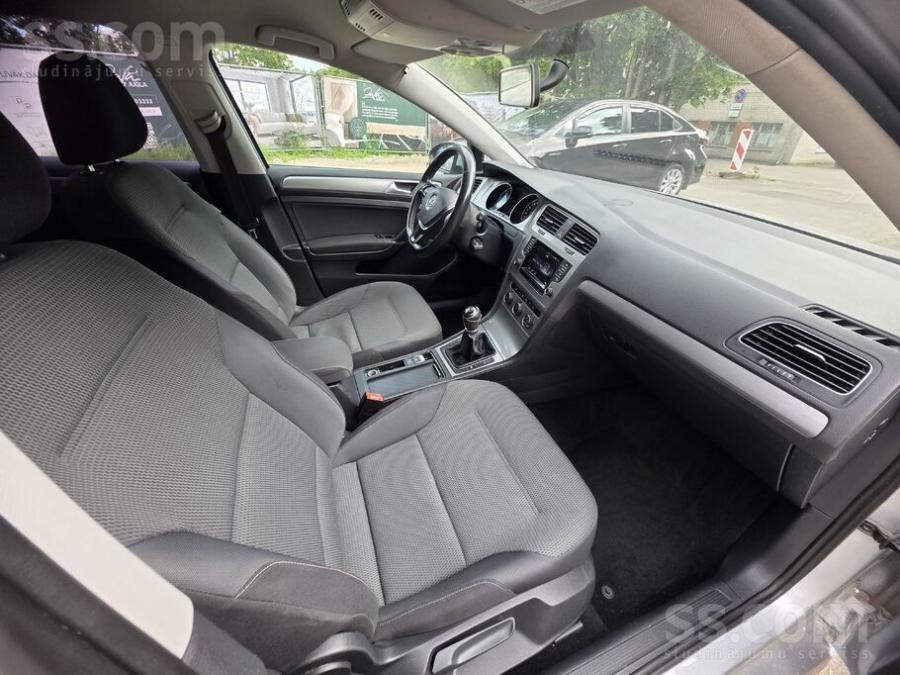 Grey Volkswagen Golf 2014 in Riga, with an engine capacity of 1.60 L and mileage of 328 thousand km for 3195 €, photo 7 on AUTOMOTO.COM.LV