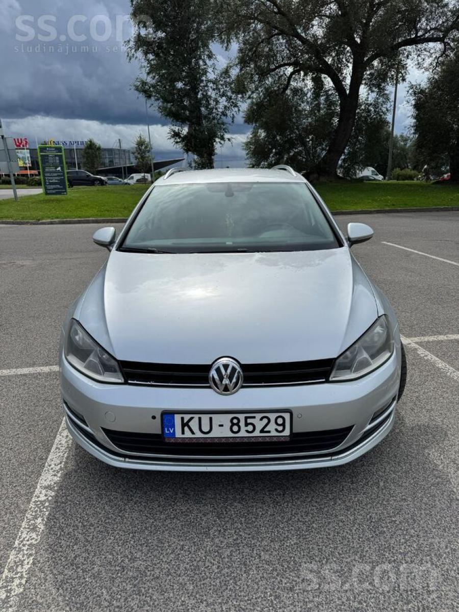 Pelēks Volkswagen Golf 2014 Rīga, ar dzinēja tilpumu 2.00 L un nobraukumu 353 tūkst. km par 6500 €, foto 1 vietnē AUTOMOTO.COM.LV