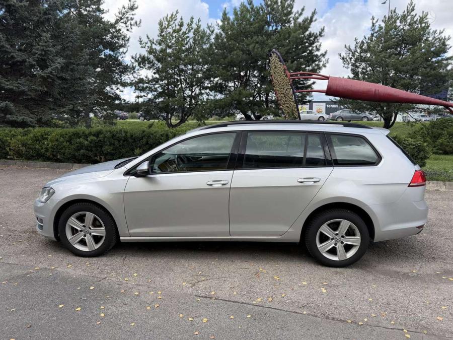 Pelēks Volkswagen Golf 2014 Kauņa, ar dzinēja tilpumu 1.60 L un nobraukumu 300 tūkst. km par 5700 €, foto 3 vietnē AUTOMOTO.COM.LV