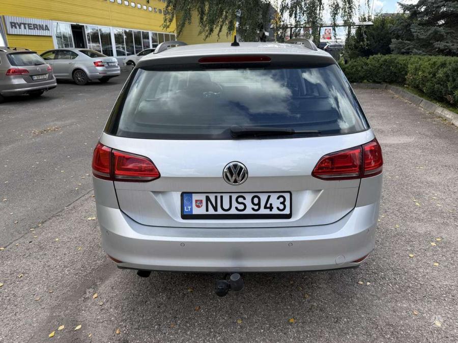 Pelēks Volkswagen Golf 2014 Kauņa, ar dzinēja tilpumu 1.60 L un nobraukumu 300 tūkst. km par 5700 €, foto 5 vietnē AUTOMOTO.COM.LV