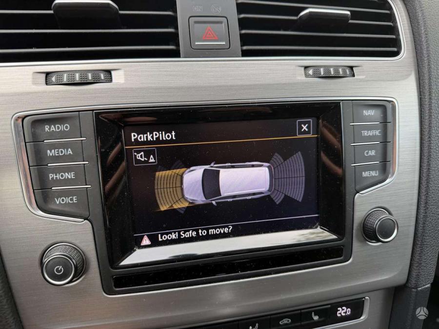 Pelēks Volkswagen Golf 2014 Kauņa, ar dzinēja tilpumu 1.60 L un nobraukumu 300 tūkst. km par 5700 €, foto 20 vietnē AUTOMOTO.COM.LV