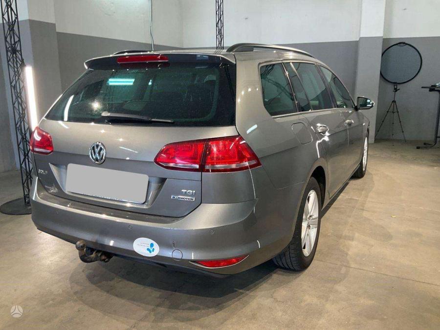 Grey Volkswagen Golf 2014 in Vilnius, with an engine capacity of 1.40 L and mileage of 237 thousand km for 5500 €, photo 8 on AUTOMOTO.COM.LV