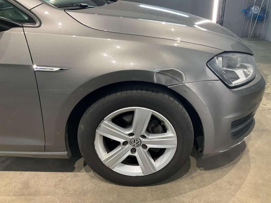 Grey Volkswagen Golf 2014 in Vilnius, with an engine capacity of 1.40 L and mileage of 237 thousand km for 5500 €, photo 11 on AUTOMOTO.COM.LV