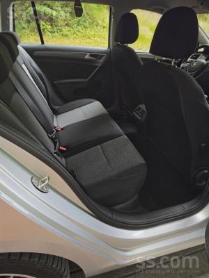 Pelēks Volkswagen Golf 2014 Bauska, ar dzinēja tilpumu 1.60 L un nobraukumu 263 tūkst. km par 5790 €, foto 20 vietnē AUTOMOTO.COM.LV