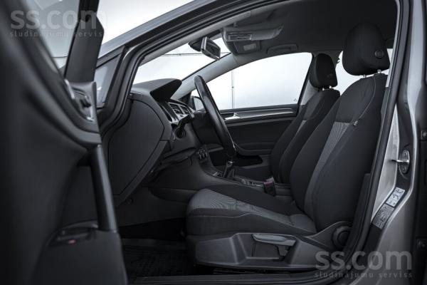 Фольксваген Гольф 2014 в Рига на AUTOMOTO.COM.LV Серый Фольксваген Гольф 2014 в Рига, объемом двигателя 1.60 л и пробегом 294 тыс. км за 6500 €, фото 10 на AUTOMOTO.COM.LV