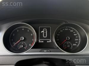 Grey Volkswagen Golf 2014 in Riga, with an engine capacity of 1.40 L and mileage of 231 thousand km for 4350 €, photo 8 on AUTOMOTO.COM.LV