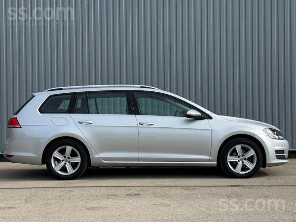 Фольксваген Гольф 2014 в Валмиера на AUTOMOTO.COM.LV Серый Фольксваген Гольф 2014 в Валмиера, объемом двигателя 1.60 л и пробегом 166 тыс. км за 6295 €, фото 5 на AUTOMOTO.COM.LV