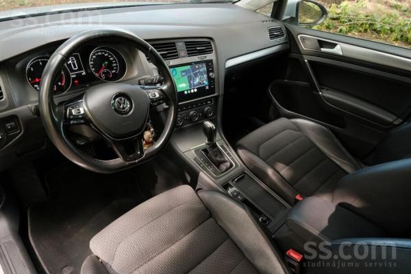 Grey Volkswagen Golf 2014 in Ogre, with an engine capacity of 1.60 L and mileage of 274 thousand km for 8495 €, photo 11 on AUTOMOTO.COM.LV
