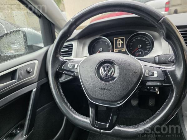 Grey Volkswagen Golf 2014 in Riga, with an engine capacity of 1.60 L and mileage of 359 thousand km for 3195 €, photo 7 on AUTOMOTO.COM.LV