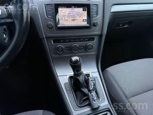 Pelēks Volkswagen Golf 2014 Rīga, ar dzinēja tilpumu 1.60 L un nobraukumu 338 tūkst. km par 5290 €, foto 13 vietnē AUTOMOTO.COM.LV