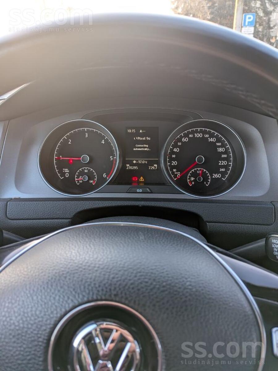 Pelēks Volkswagen Golf 2014 Rīga, ar dzinēja tilpumu 1.60 L un nobraukumu 271 tūkst. km par 2200 €, foto 5 vietnē AUTOMOTO.COM.LV