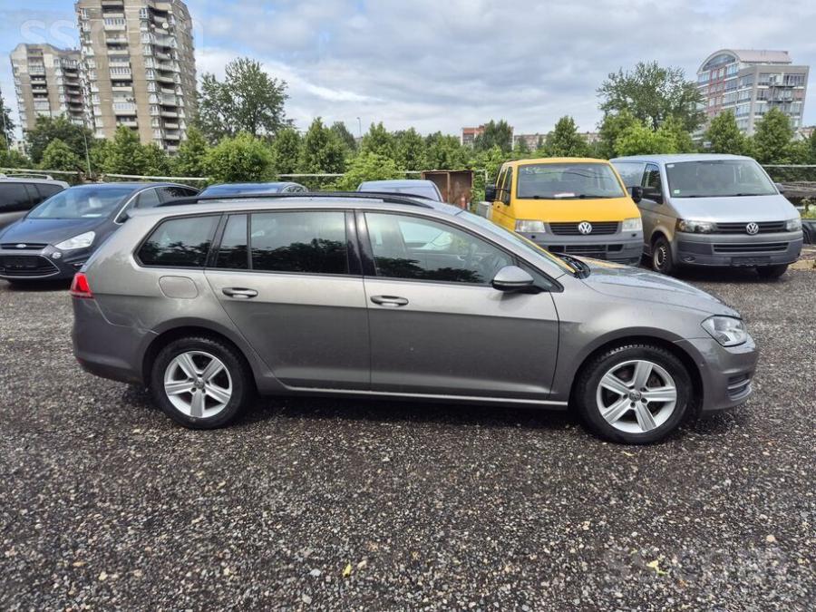 Pelēks Volkswagen Golf 2015 Rīga, ar dzinēja tilpumu 1.60 L un nobraukumu 243 tūkst. km par 6190 €, foto 5 vietnē AUTOMOTO.COM.LV