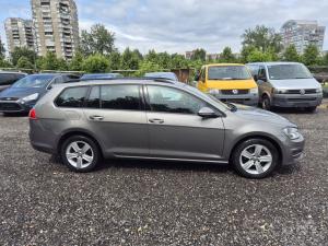 Grey Volkswagen Golf 2015 in Riga, with an engine capacity of 1.60 L and mileage of 243 thousand km for 6190 €, photo 4 on AUTOMOTO.COM.LV